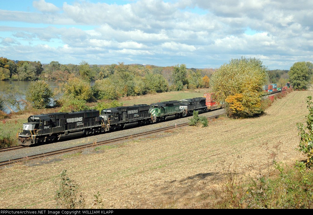 NS 24A NS 2504 Detour Train
